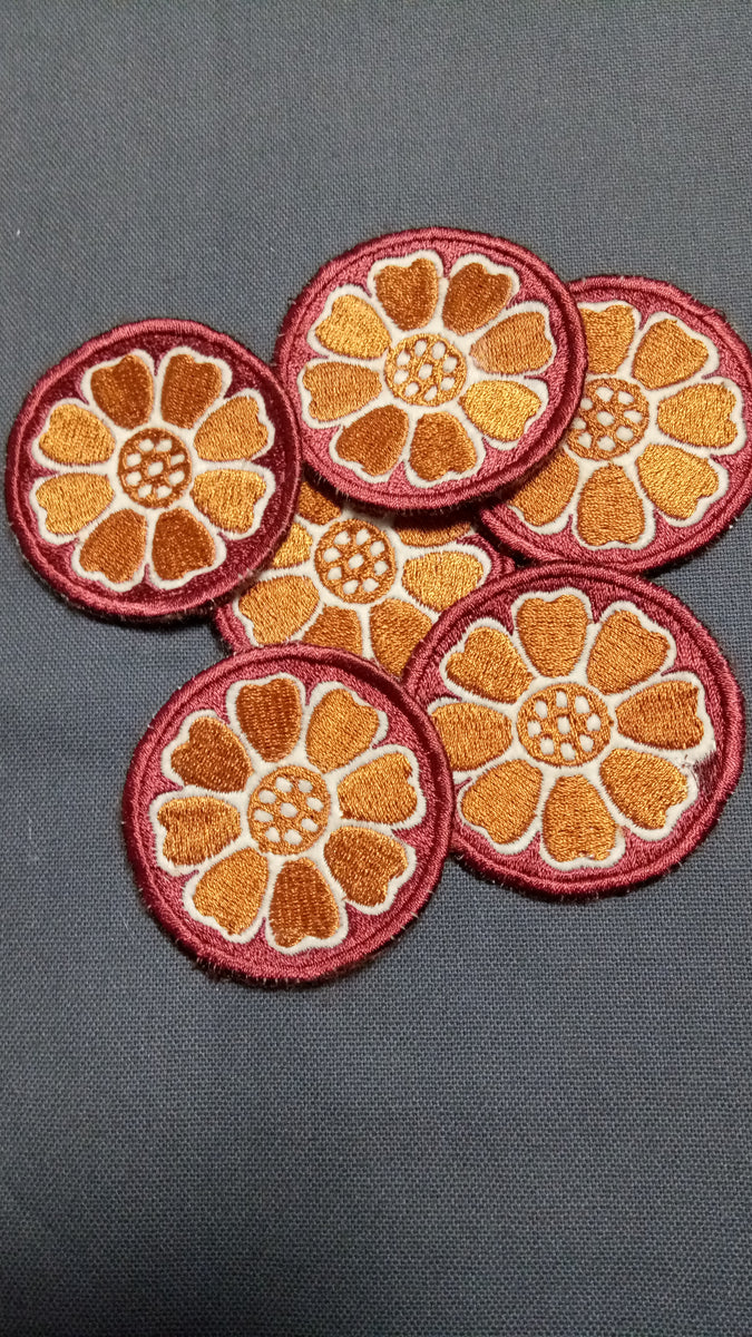 White Lotus patch – PrimaDiana